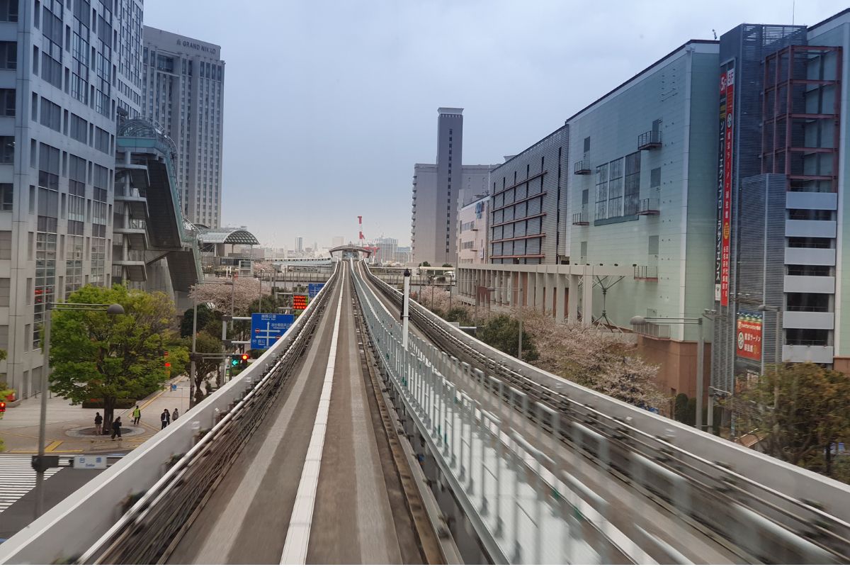 TeamLab Planets Tokyo: A Journey Through Digital Art and Sensory Wonders