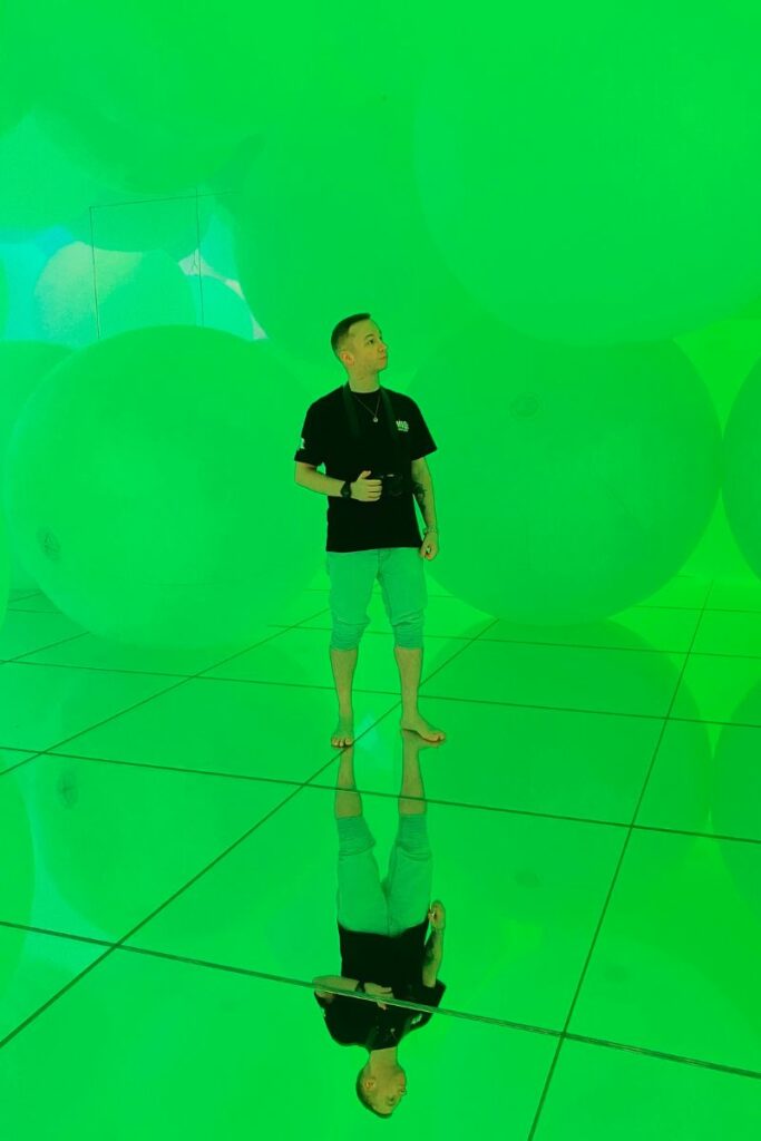 TeamLab Planets vs Borderless: Which One Wins and Why?