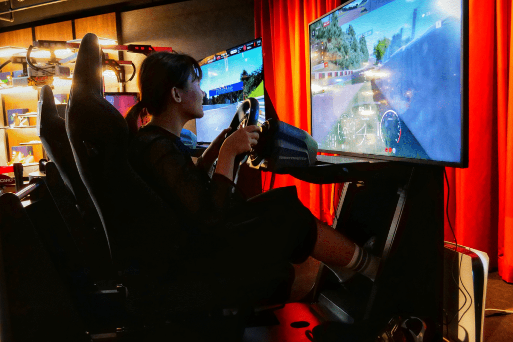 Red Tokyo Tower: Immersive VR, AR Games & Family-Friendly Fun