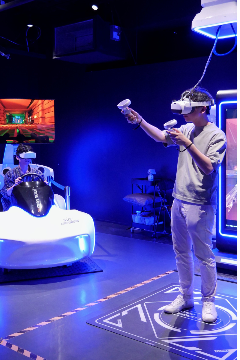 Red Tokyo Tower: Immersive VR, AR Games & Family-Friendly Fun