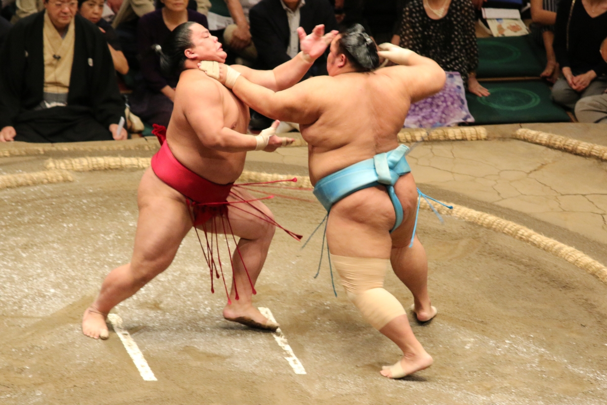 The Diet of Sumo Wrestlers: Myths, Facts & What They Eat
